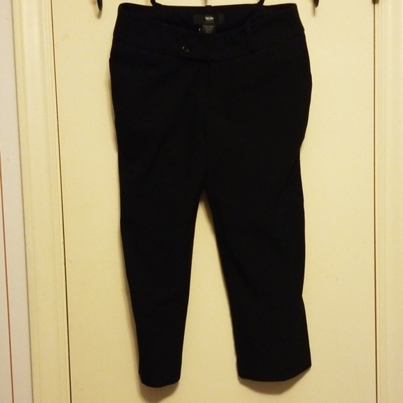 Mossimo Supply Co. | Pants & Jumpsuits | Capris | Poshmark